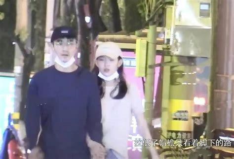 楊玏與王玉雯街頭牽手散步，女方情史豐富，和肖戰等明星傳過緋聞 壹讀
