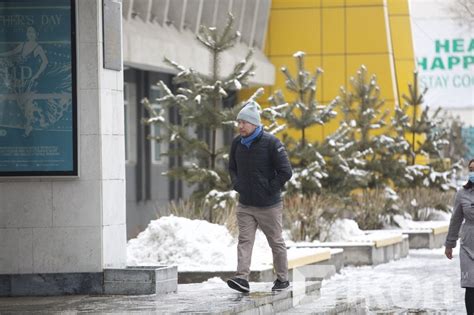 ФОТО Хөгжлийн Банкны гэх хэргийн шүүх хуралдааны эргэн тойронд