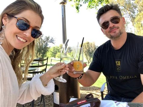 Le Foto Di Tom Welling E Jessica Rose Lee