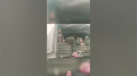 Не хочет отпускать сына Youtube