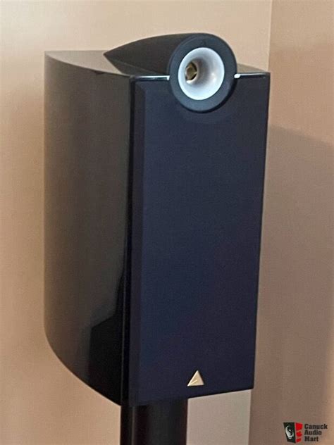 Triangle Genese Trio Bookshelf Speaker For Sale Uk Audio Mart