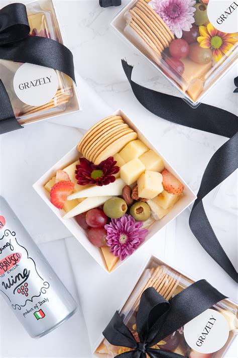 Mini Cheese Lovers Graze Box Luxe Grazely Ph