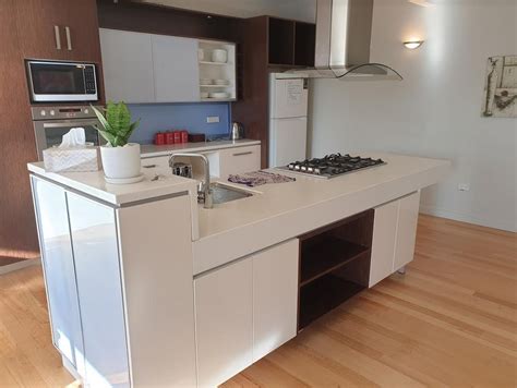 Best Solid Surface Vanity Tops For Bathrooms In Malaysia Azio