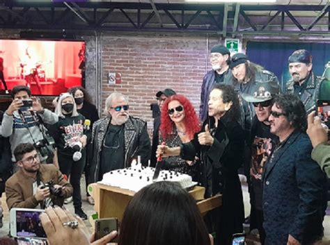 Festejan Alex Y Chela Lora 54 Años De Rocanrolear Con El El Tri En