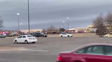 Breaking El Paso Police Respond To Shots Fired In The Food Court Of