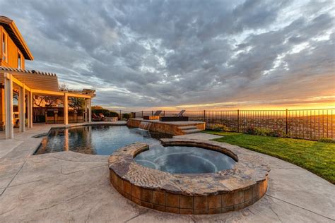 Creative Hot Tub Landscaping Ideas To Transform Your Space