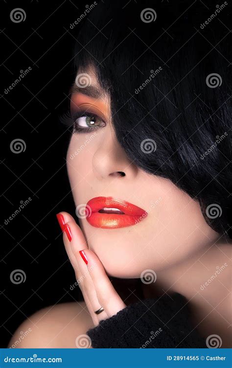 Fashion Brunette Model Portrait Makeup Sensual Red Lips Stock Image Image Of Fine Gold