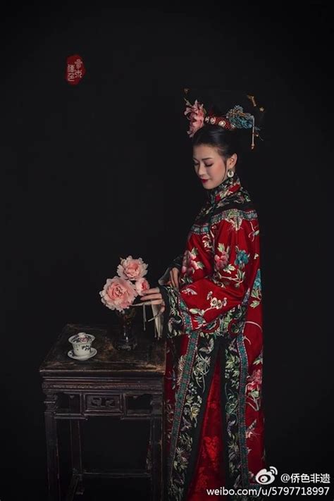 Qing Qizhuang Chinese Traditional Dress Chinese Dress Chinese Style