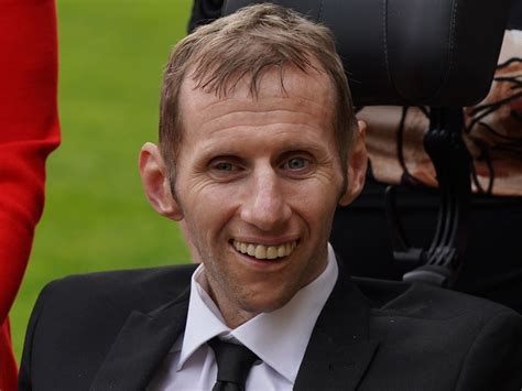 Rob Burrow Living With Mnd Fans React To