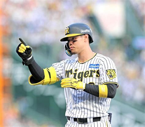 阪神・佐藤輝が突破口 昇格即安打→先制ヘッスラ 岡田監督の「起爆剤に」のゲキに応えた阪神タイガースデイリースポーツ Online
