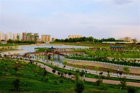 金沟河湿地生态区湖光水色景如画