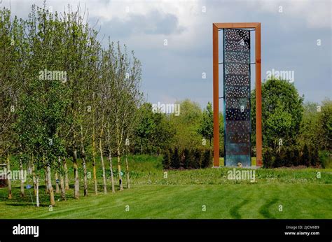 Uk Police Memorial A 12 Metre Tall Brass Structure Pays Tribute To Fallen Officers At The