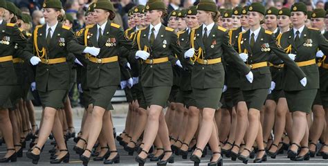 В Минобороны заверили что девушек все таки не будут призывать на