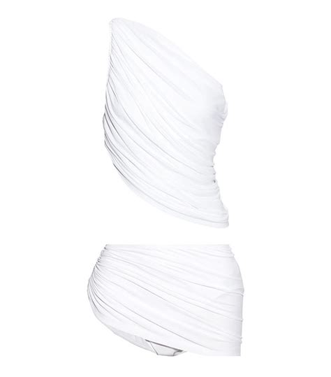 Flattering Swimsuit Styles For Every Body Type