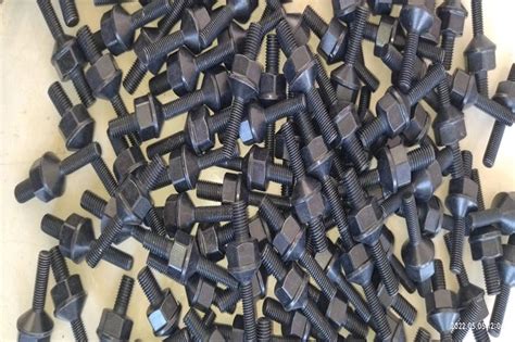 ASTM A437 GRB4B Stud Bolts