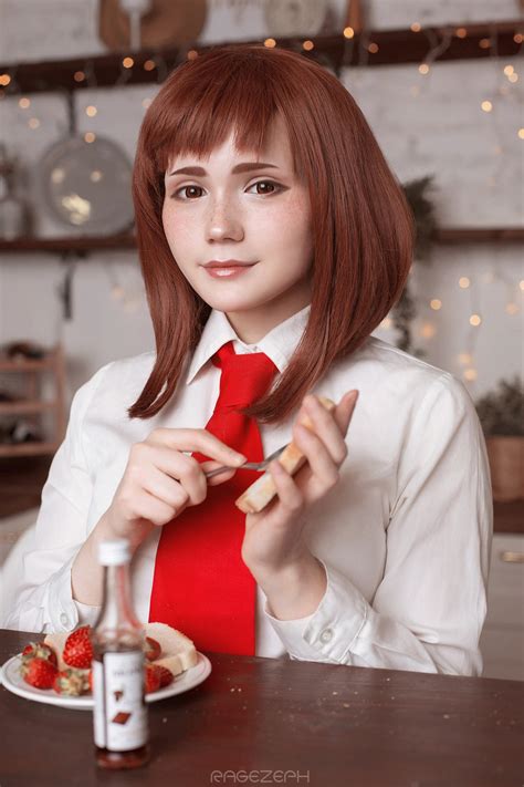 Cosplay Ochako Uraraka By Neyr0desu On Deviantart