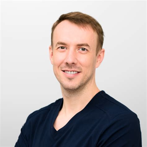 Jevgenijs Platkovs Dental Art Zobārsts