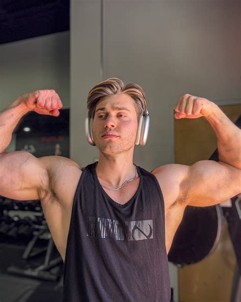 Aaron Miller Mens Fitness Coach Aaronfitness • Instagram Photos