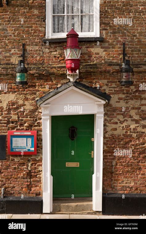 UK England Norfolk Kings Lynn Ferry Street Crown And Mitre Pub
