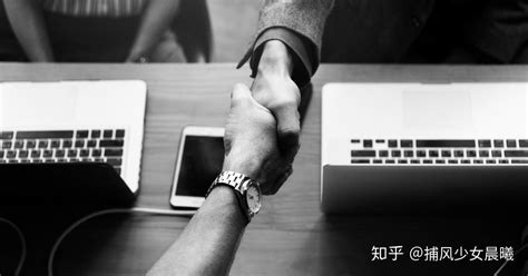 自媒体是什么？如何赚钱？新手如何运营自媒体？ 知乎