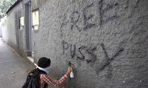 No Mundo Afora Manifestações De Apoio Ao Grupo Pussy Riot Jornal O Globo