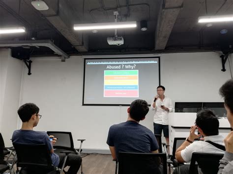 มางานอย่างตื่นเต้นกับงาน Kotlin Meetup 1270