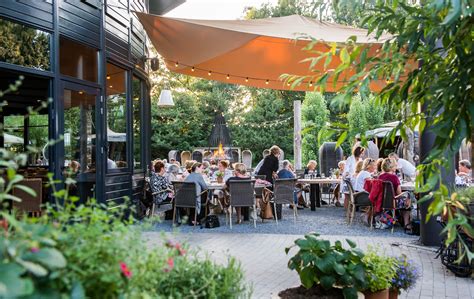 Uit Eten Met Kerst Kerstdiner Of Brunch In Restaurant Met Kinderen Reis Liefde Nl