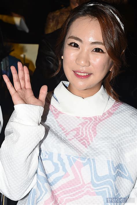김성은 사랑스러운 미소~ 한국경제