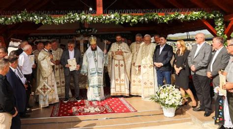 FOTO Mircea Govor Distins De Episcopie Cu Diploma Anului Omagial La