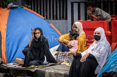 Pengungsi Luar Negeri Dirikan Tenda Di Jakarta Antara Foto