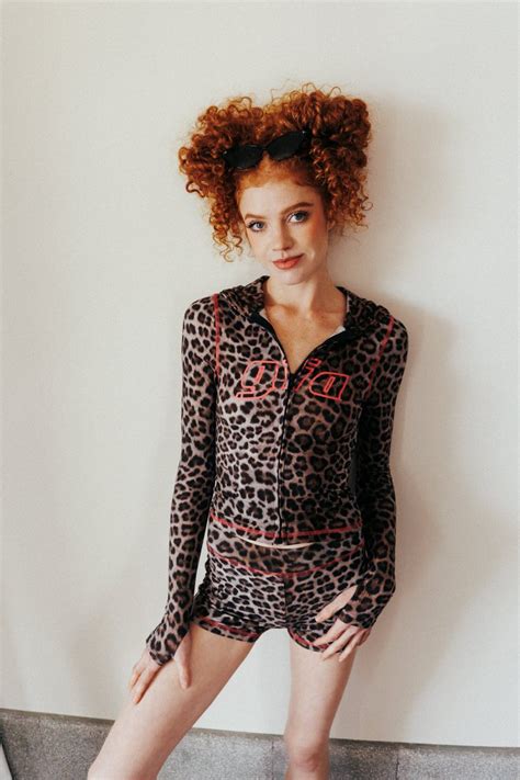 Lilredzoe Lilredzoey Posts X