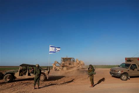 Quatro Soldados Israelitas Mortos Em Explosão No Sul De Gaza Sic Notícias