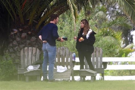 Chris Pratt And Katherine Schwarzenegger S Love Story Her Beauty