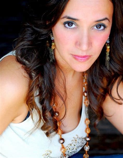 Victoria Cruz Picture