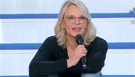 È Lei Non è Possibile Maria De Filippi Senza Un Filo Di Trucco