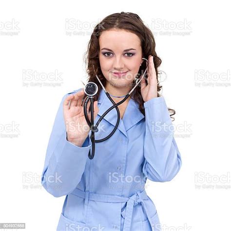 Potret Dokter Wanita Yang Ramah Dengan Stetoskop Foto Stok Unduh
