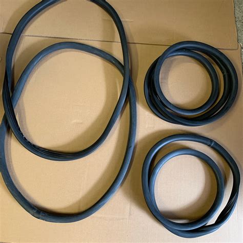 Window Rubber Kit Cal Look Oval Beetle 1953 57 Buzzbug Vw Parts