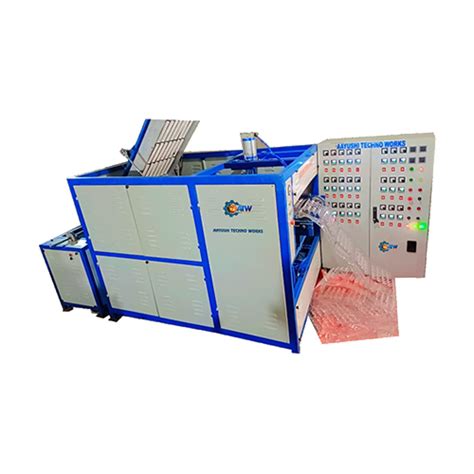 Automatic Vacuum Forming Machine Automatic Vacuum Forming Machine