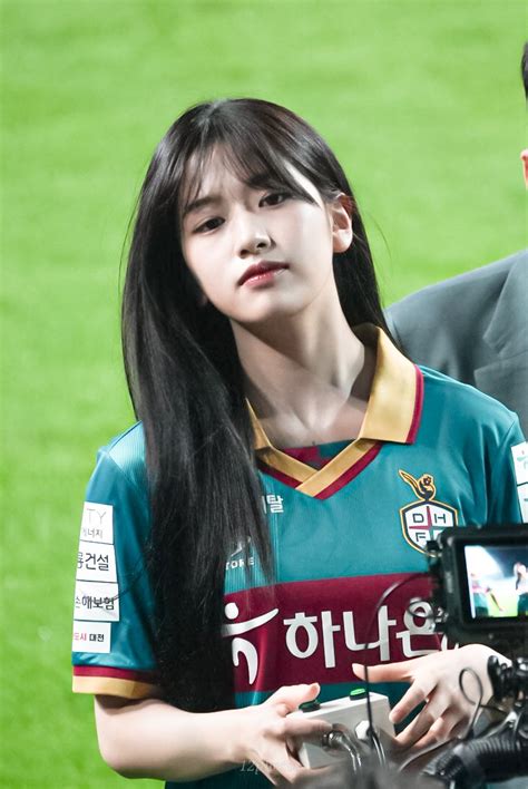 더쿠 안유진 앞머리 있으나 없으나
