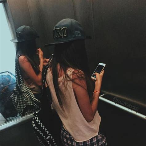 15 Selfies Sin Mostrar El Rostro Para Tu Foto De Perfil Es La Moda