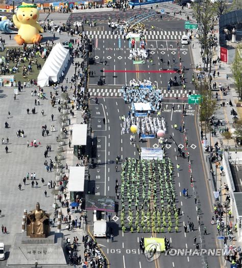 전국서 부활절 축하의식 기쁨 전하길…광화문서 대규모 행진 종합 나무뉴스
