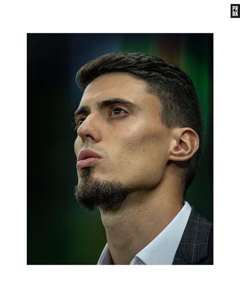Foto Matheus Bachi chama atenção por beleza na Copa do Mundo 2022
