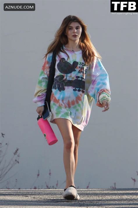 Olivia Jade Giannulli Sexy Showing Off Her Beautiful Legs After Hot