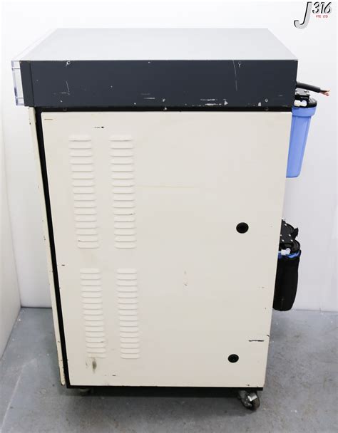 33227 Lam Research Tcu Model 2080 Chiller 853 025220 002 J316gallery
