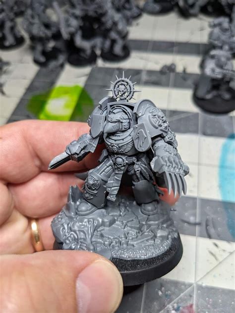 Captain Uriel Ventris R Spacemarines