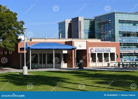 Costa Mesa California 19 Dec 2022 Bookstore And Watson Hall On The