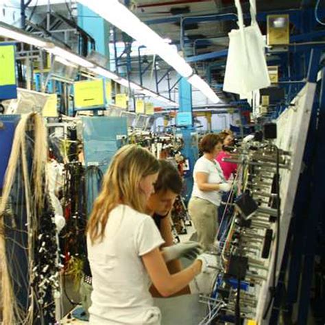 Працівник лінії Zem Ełk в Елк — робота в Польщі агентство Fps