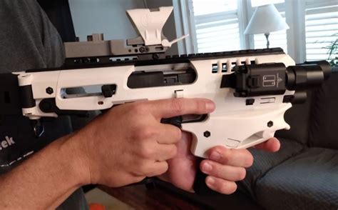 3d Printed Mck Foregrip Glock 17 ・cults