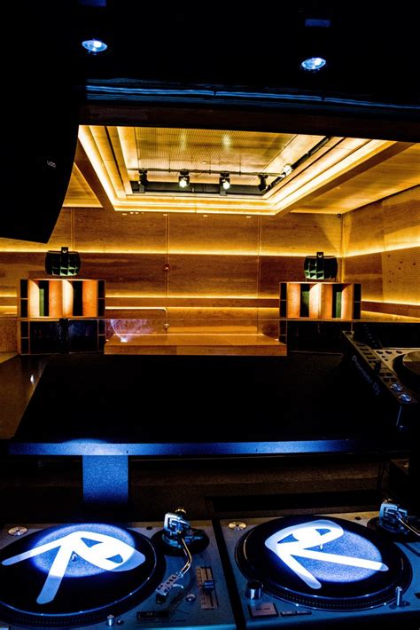 Public Records In Historic Brooklyn Building Pairs Vegan Cafe With