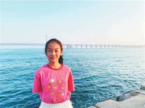 我爱大海，是从去年爸妈带我去三亚看海开始的。